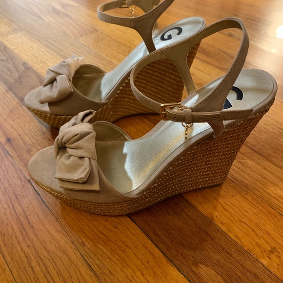 Guess | Shoes | New Guess Platform Taupe Heels Size 8 | Poshmark